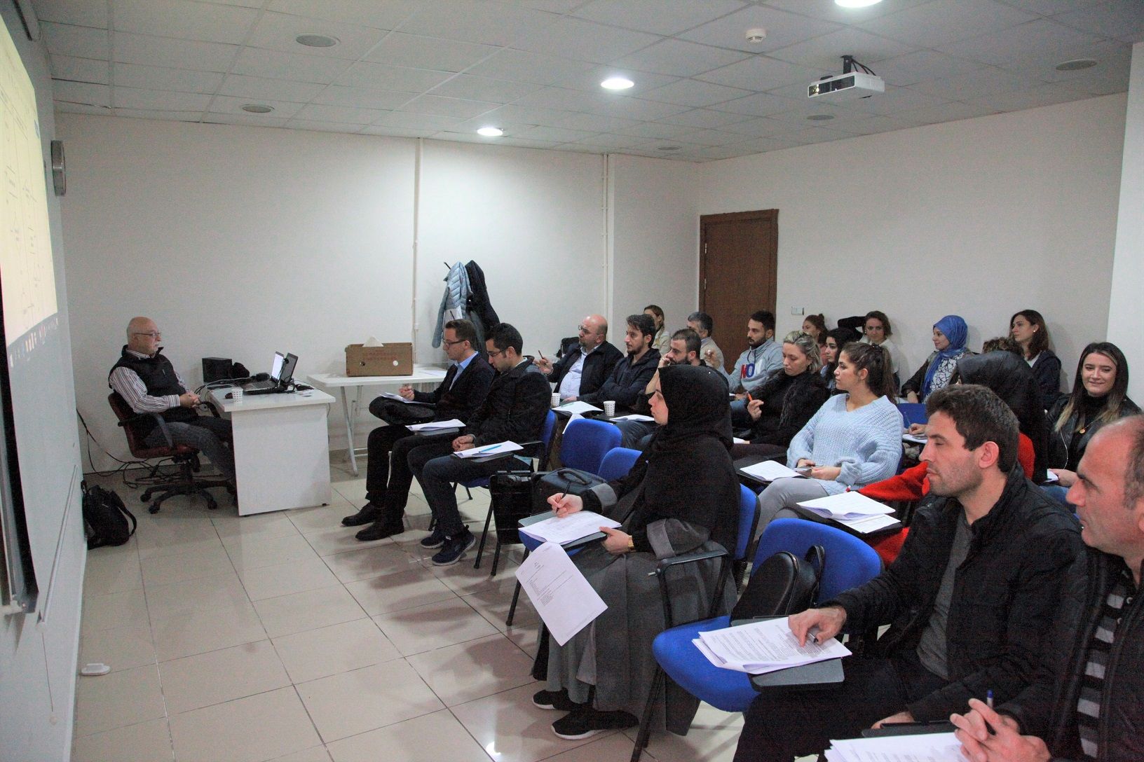 "ISO 1002 Müşteri Memnuniyeti Yönetim Sistemi" Eğitimi